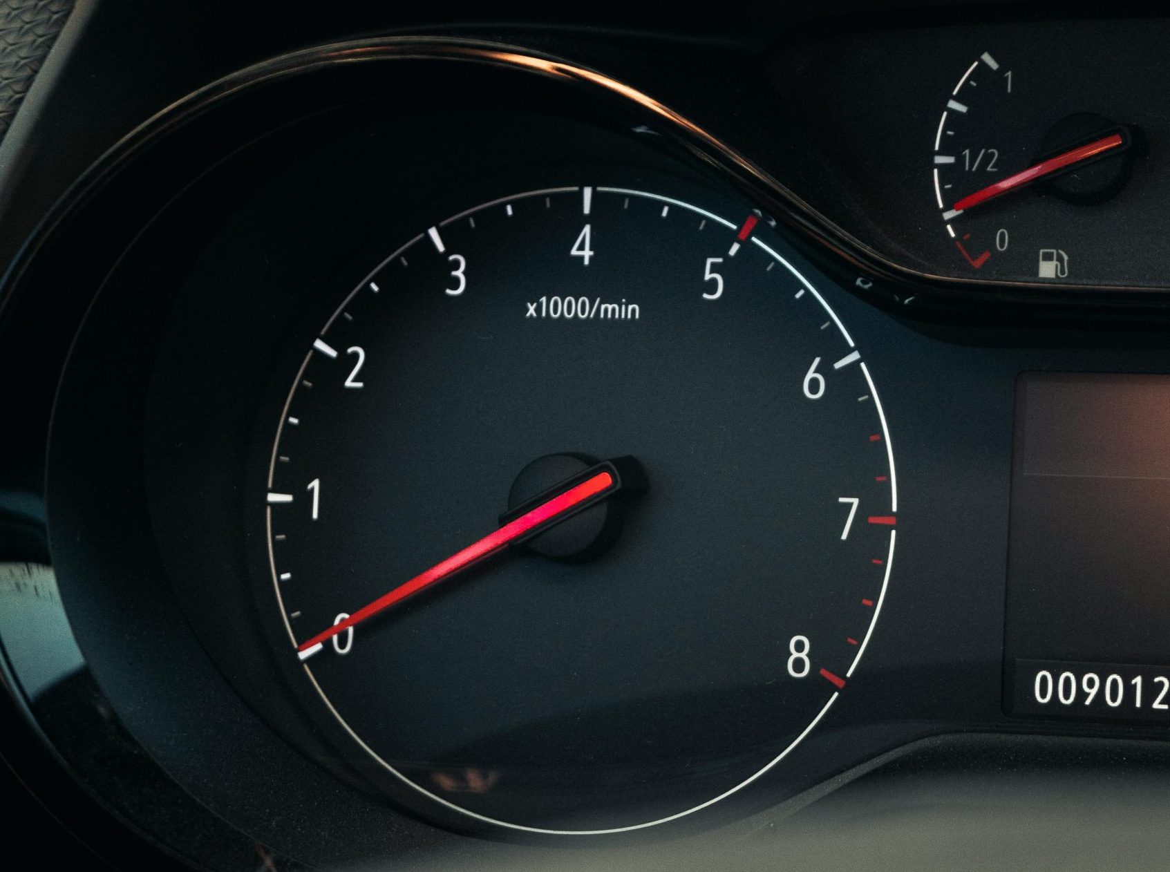 Learn How To Use Clamp (std::clamp) In Modern C++ 17 and Beyond